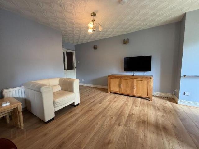 Deramore Elms, 4 Deramore Drive, Belfast, BT9 5JQ