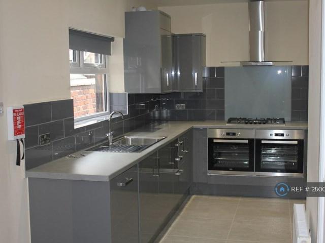 Deramore Street, Manchester, M14 7 bed terraced house to rent £4,231 pcm £976 pw