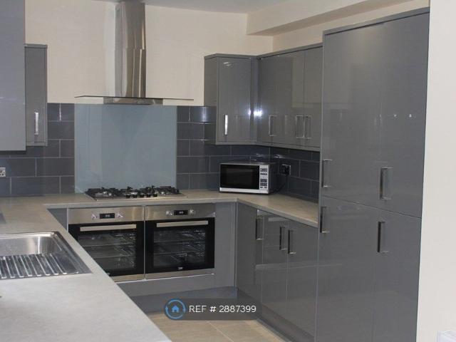 Deramore Street, Manchester M14, 6 bed terraced house to rent, £3,315 pcm | PrimeLocation