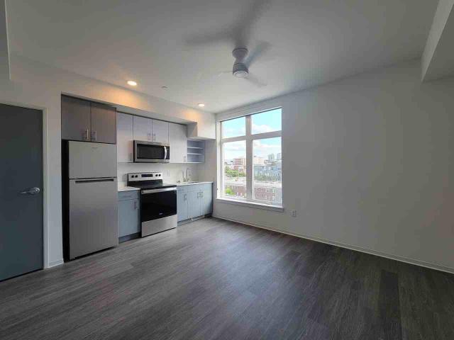 Derby Capitol Hill Studio Apartment for Rent at 123 Bellevue Ave E, Seattle, WA 98102 Broadway
