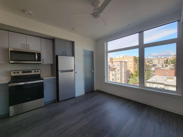 Derby Capitol Hill Studio Apartment for Rent at 123 Bellevue Ave E, Seattle, WA 98102 Broadway