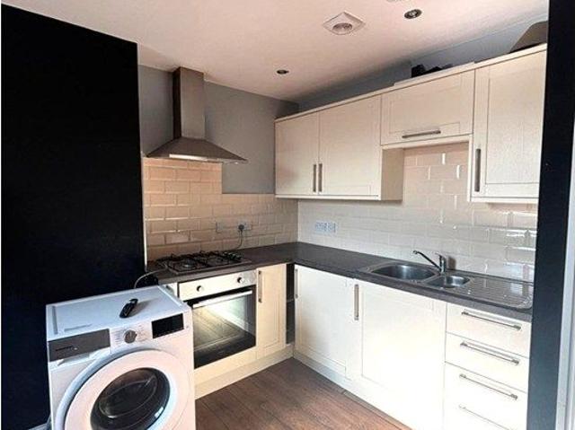 Derby Lane, Liverpool L13, 2 bed flat to rent, £1,100 pcm | PrimeLocation