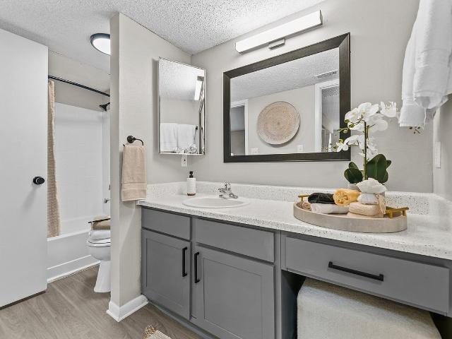 Derby Park 2 Bedroom Apartment for Rent at 606 Ih 30, Grand Prairie, TX 75050