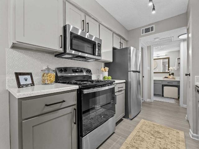 Derby Park 2 Bedroom Apartment for Rent at 606 Ih 30, Grand Prairie, TX 75050