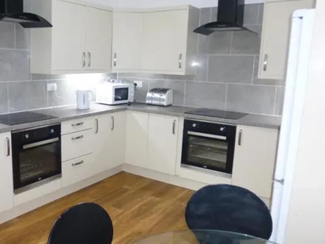 Derby Road, Manchester, M14 6UR, United Kingdom | 10 bed duplex for rent #16639186 | Rentberry