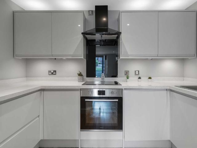 Derby Road, Nottingham NG1, 2 bed flat to rent, £1,274 pcm | PrimeLocation