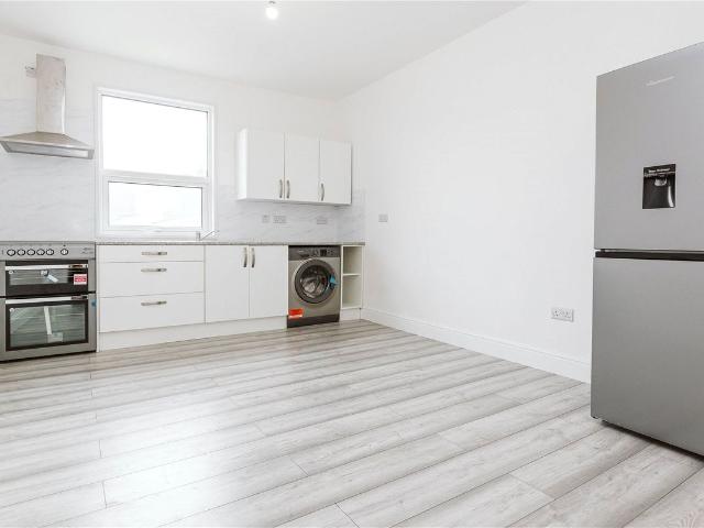 Derby Road, Bishopston, Bristol BS7, 2 bed flat to rent, £1,500 pcm | PrimeLocation