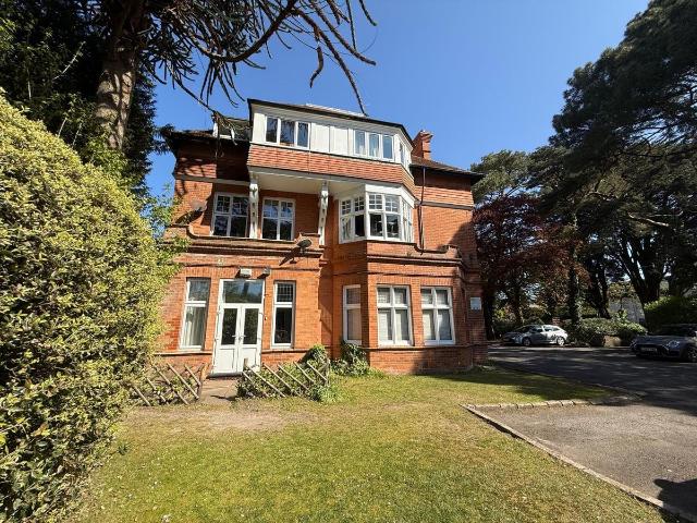 Derby Road, Bournemouth BH1, 1 bed flat to rent, £995 pcm | PrimeLocation