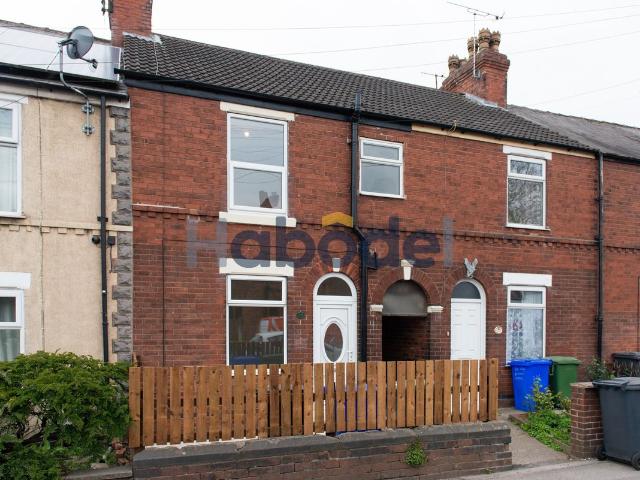 Derby Road, Chesterfield S40, 2 bed terraced house to rent, £700 pcm | PrimeLocation