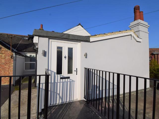 Derby Road, Ipswich, Suffolk IP3, 1 bed flat to rent, £795 pcm | PrimeLocation