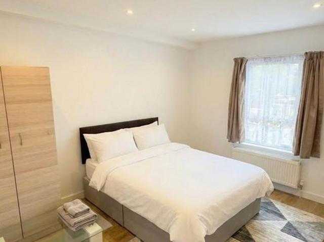 Derby Road, London E7, 1 bed property to rent, £800 pcm | PrimeLocation