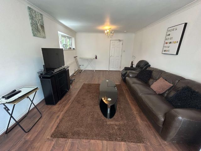 Derby Road Room 6