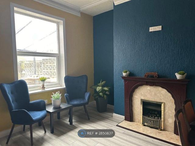 Derby Road, Salford M6, Room to rent, £570 pcm | PrimeLocation