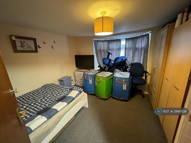Derby Road, Southampton, SO14 2 bed flat to rent £1,195 pcm £276 pw