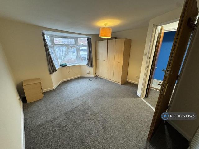 Derby Road, Southampton, SO14 2 bed flat to rent £1,195 pcm £276 pw