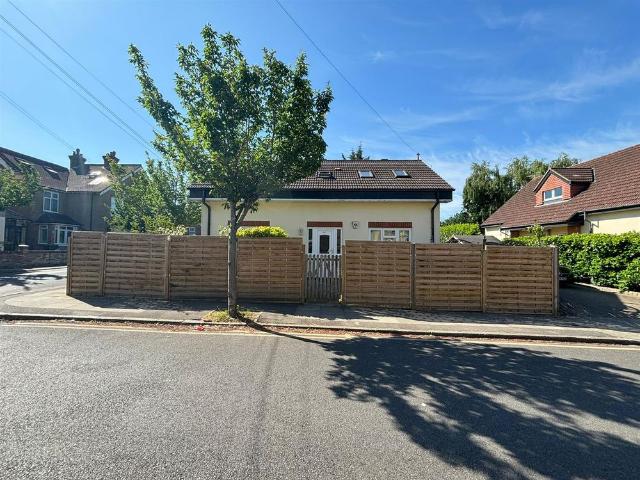 Derby Road, Uxbridge, UB8