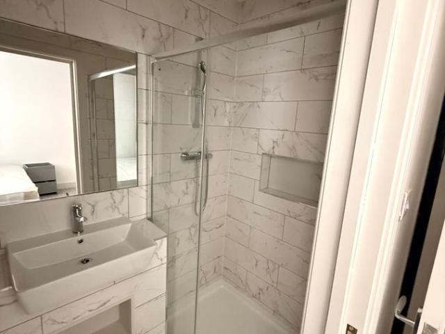 Derby Road, West Croydon CR0, Room to rent, £975 pcm | PrimeLocation