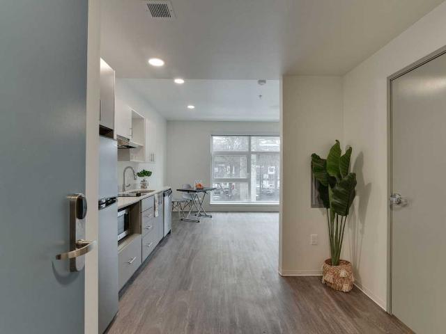 Derby Slabtown 1 Bedroom Apartment for Rent at 1075 Nw 16th Ave, Portland, OR 97209 Northwest District