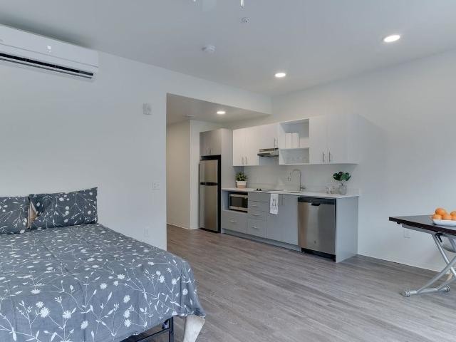 Derby Slabtown Studio Apartment for Rent at 1075 Nw 16th Ave, Portland, OR 97209 Northwest District