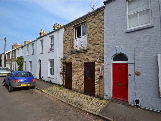 Derby Street, Cambridge CB3, 1 bed flat to rent, £1,900 pcm | PrimeLocation
