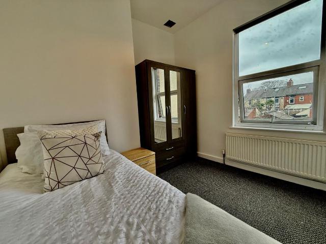 Derby Street, Barnsley, South Yorkshire S70, Room to rent, £412 pcm | PrimeLocation