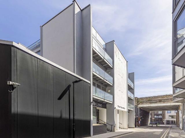 Dereham Place, Shoreditch EC2A, 2 bed flat to rent, £3,300 pcm | PrimeLocation
