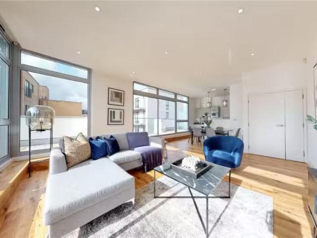 Dereham Place, Shoreditch, London, EC2A 3HJ