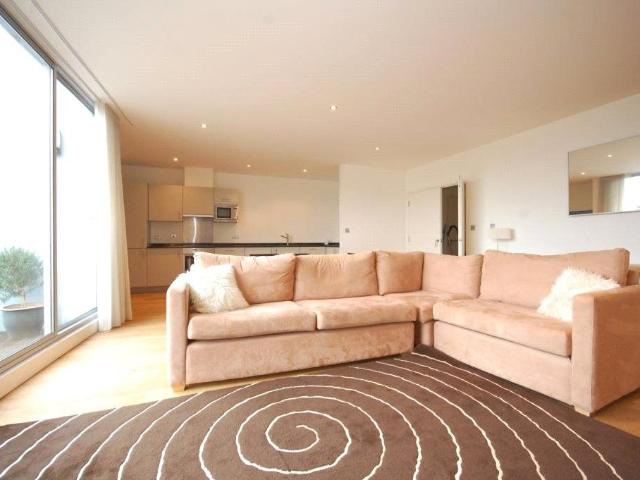Dereham Place, Shoreditch, London EC2A, 2 bed flat to rent, £3,300 pcm | PrimeLocation