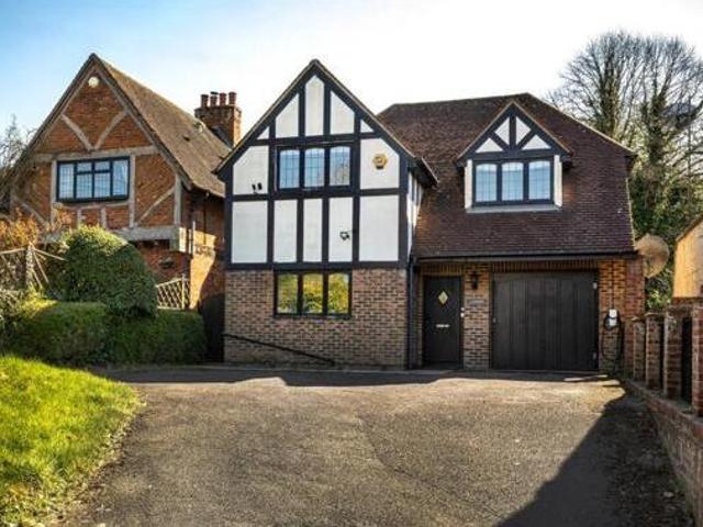 Derehams Lane, Loudwater, 4 Bedroom Detached