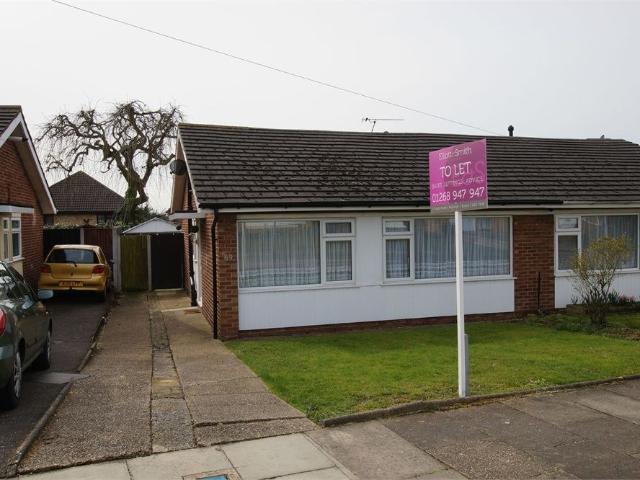 Dering Crescent, Leigh On Sea SS9, 2 bed semi detached bungalow to rent, £1,500 pcm | PrimeLocation