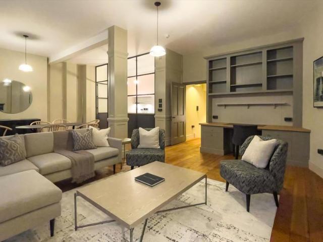 Dering Street, 313 319 Oxford Street. 3 bed flat to rent £10,617 pcm £2,450 pw