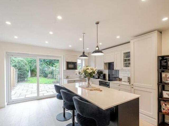 Dering Road, Croydon, 3 Bedroom Semi detached
