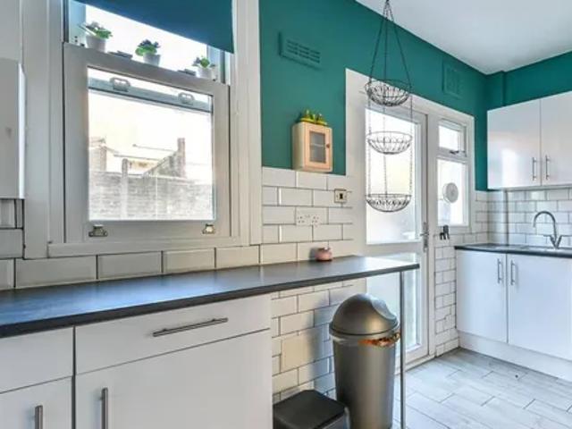 Derinton Road, London, SW17 8HZ, United Kingdom | 2 bed townhouse for rent #138594643 | Rentberry