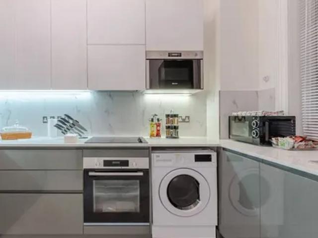 Dermanda Clinic, Harley Street, East Marylebone, London, W1G 9QU, United Kingdom | 1 bed apartment for rent #123180140 | Rentberry