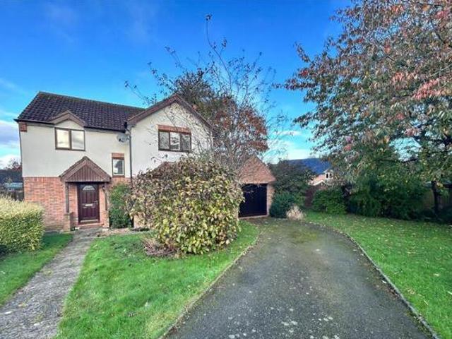 Dernside Close, Wellington, 4 Bedroom Detached