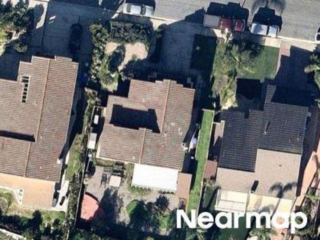 Deron Ave