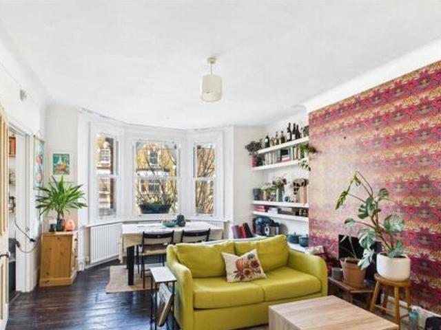 Deronda Road, London, 2 Bedroom Apartment