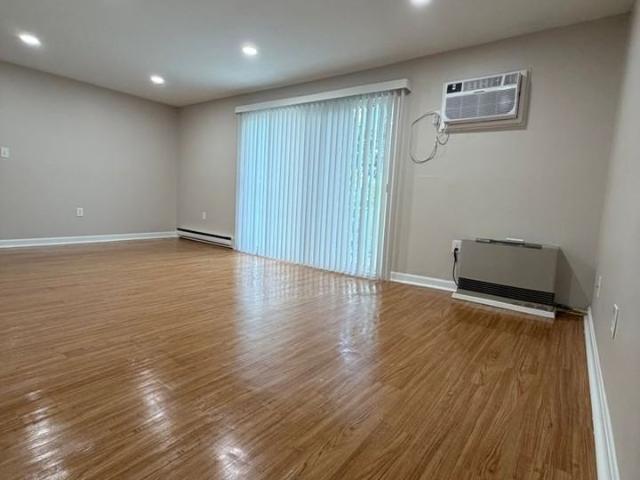 Derry Village Green 2 Bedroom Apartment for Rent at 26 S Main St, Derry, NH 03038