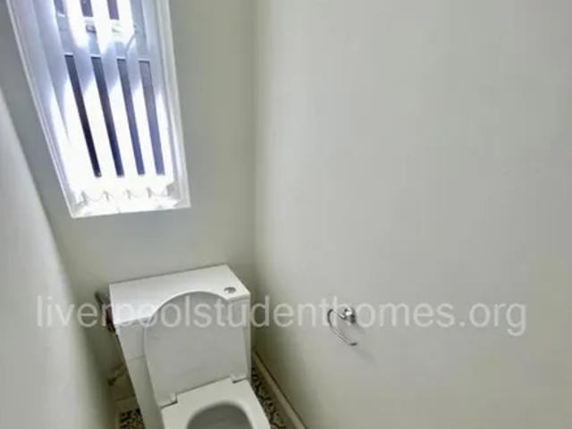 Derry and Toms Building, Derry Street, London, W8 5EE, United Kingdom | 3 bed townhouse for rent #154585005 | Rentberry
