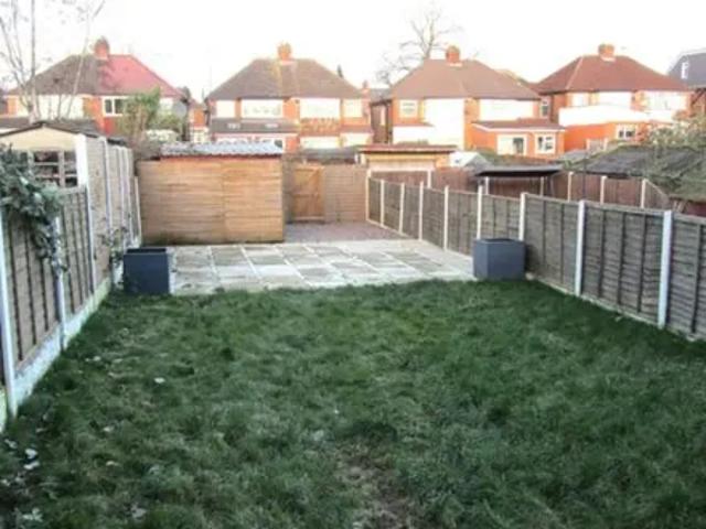 Derrydown Road, Birmingham, B42 1RT, United Kingdom | 3 bed duplex for rent #142288147 | Rentberry
