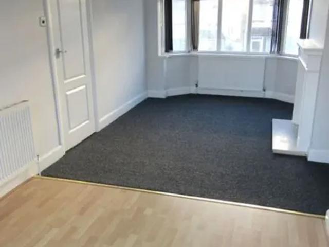 Derrydown Road, Birmingham, B42 1RT, United Kingdom | 3 bed duplex for rent #142590894 | Rentberry