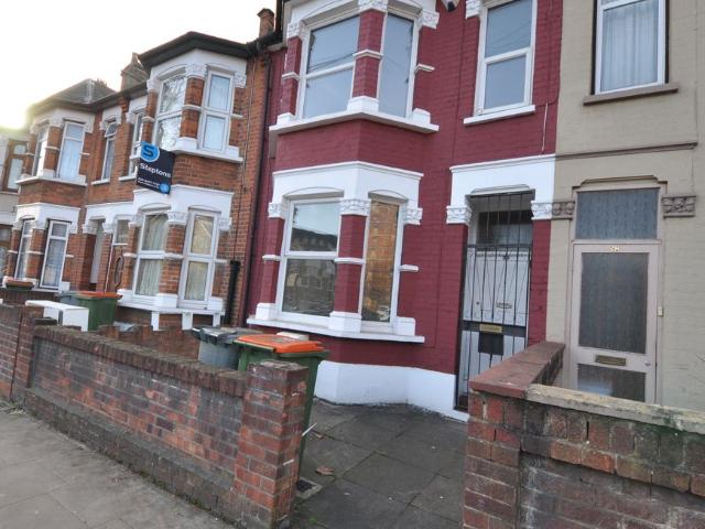 Dersingham Avenue, London E12, 3 bed terraced house to rent, £2,250 pcm | PrimeLocation