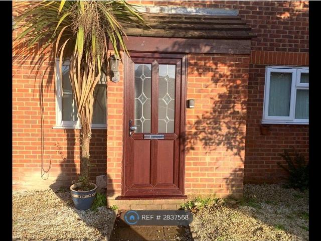 Desborough Park Road, High Wycombe HP12, 1 bed flat to rent, £1,200 pcm | PrimeLocation