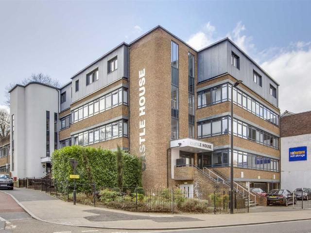 Desborough Road, High Wycombe HP11, 1 bed flat to rent, £1,300 pcm | PrimeLocation