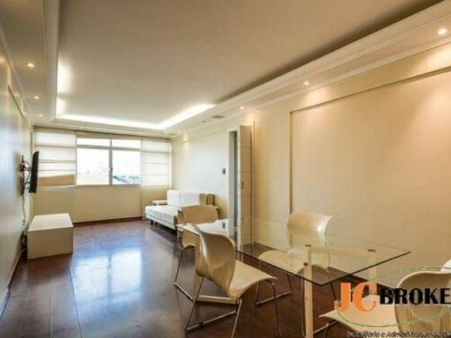 DESCRIÇÃO: Apartamento com 118 m² de área útil, totalmente reformado e pronto para morar, 2 dormitór