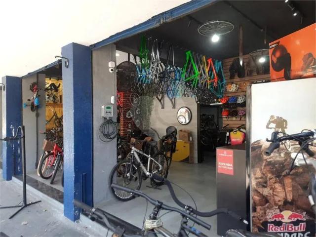 Descrição das Lojas: 02 lojas juntas Frente para Alameda São Boaventura