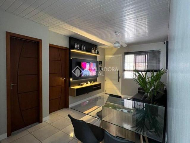 Descubra essa charmosa casa à venda no Centro Novo de Eldorado do Sul