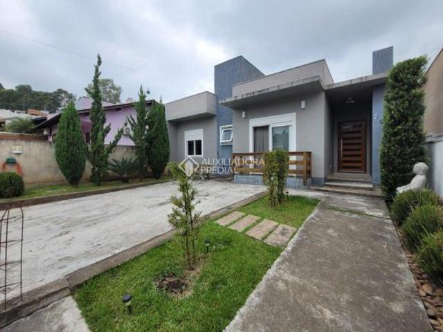 Descubra esta encantadora casa à venda