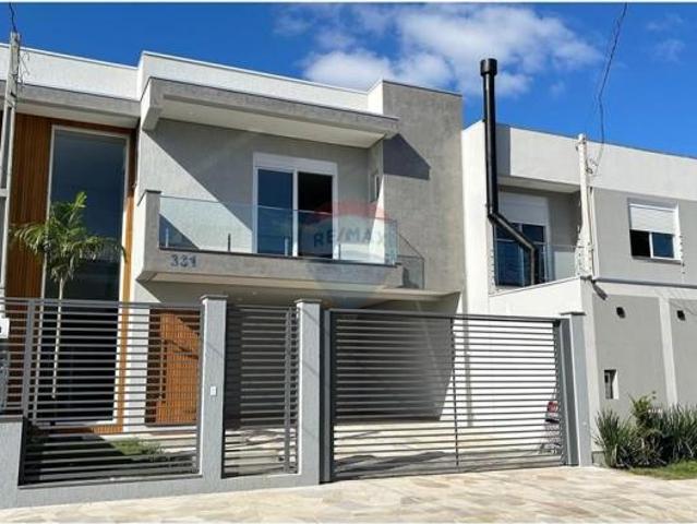 Descubra o Sobrado dos Seus Sonhos no bairro Mont Serrat em canoas!