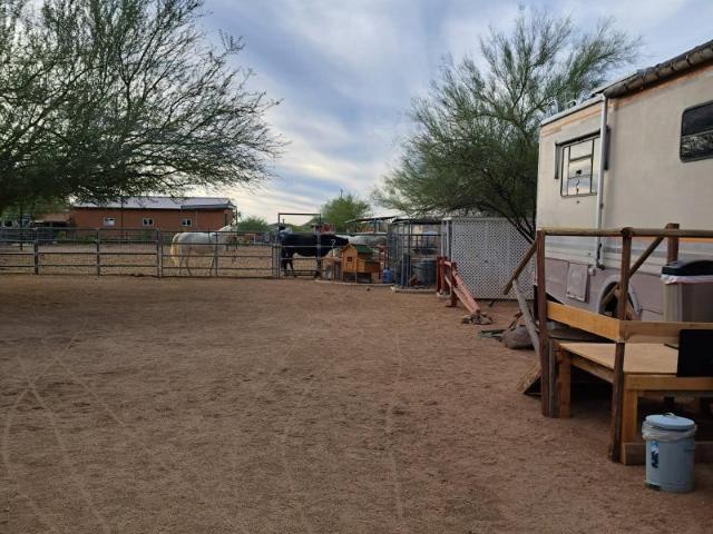 Desert Dove Ranch, peaceful quiet living in mounta